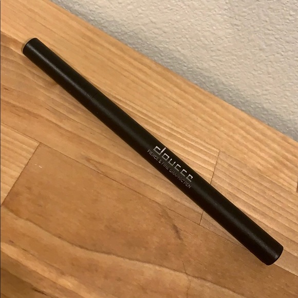 Doucce | Makeup | New Doucce Eyeliner Fierce Fine Graphic Pen | Poshmark